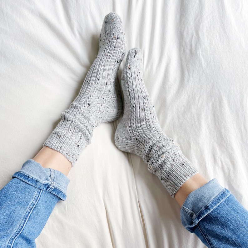 Easy Classic Beginner Friendly Sock Knitting Pattern the - Etsy