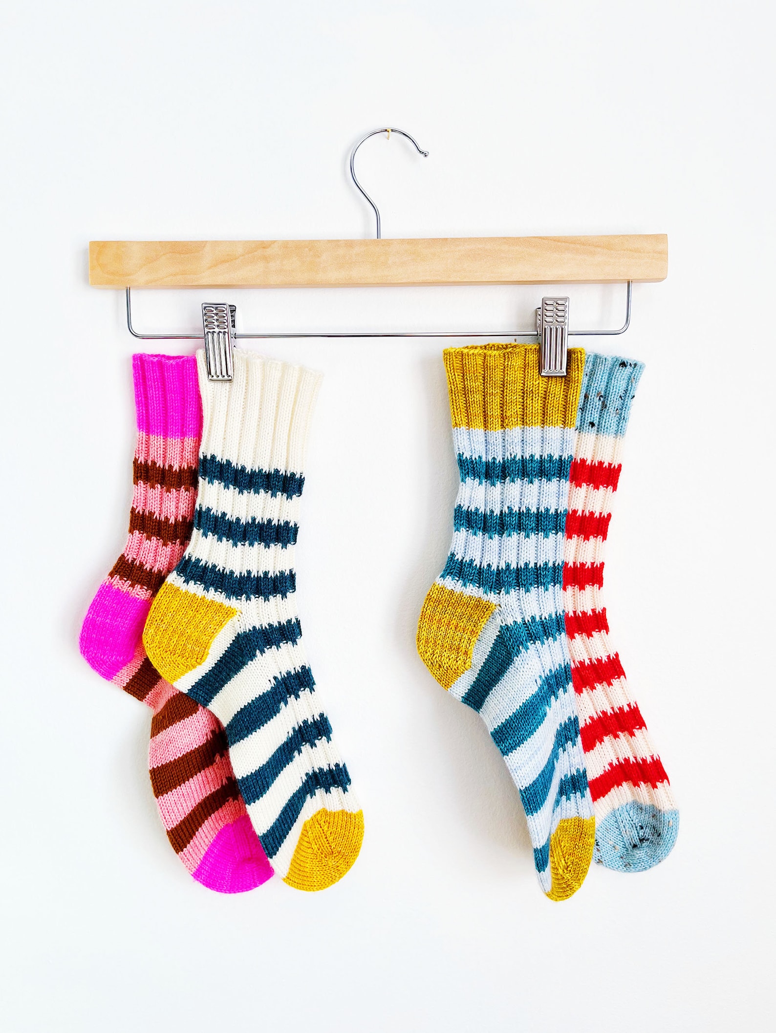 Classic Ribbed Socks Slip Stitch Knitting Easy Knitting - Etsy