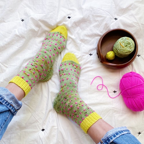 Easy Basic Shorty Sock Knitting Pattern Set - Etsy