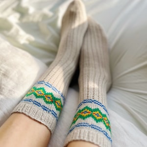 Easy Colorwork Sock Knitting Patterns ~ the Darrowby Sock Set! - Etsy