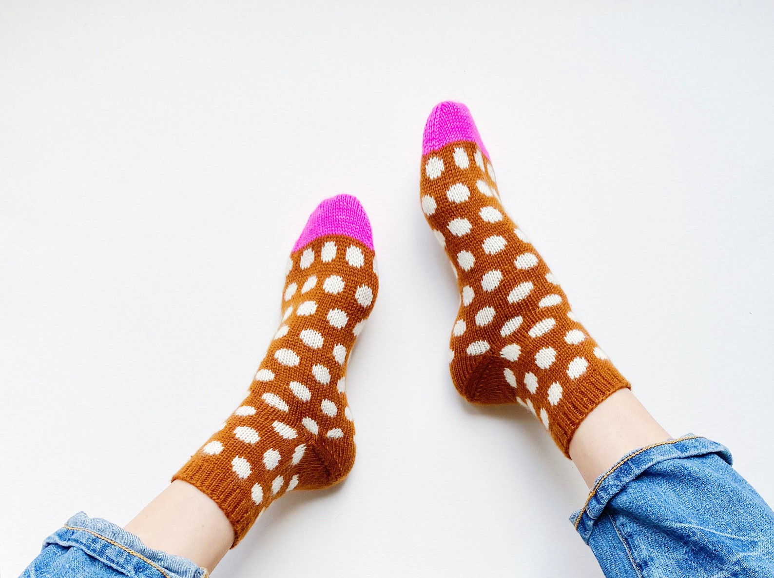Polka Dot Sock Knitting Pattern ~ the Little Dots Socks ~ Easy Beginner ...