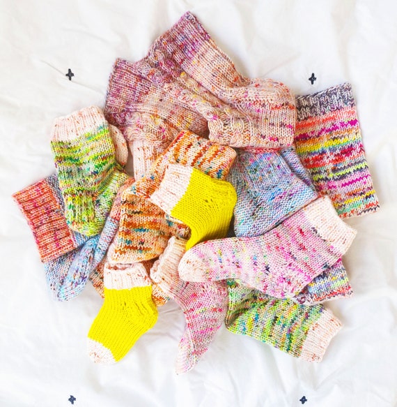 Easy DK or Worsted Sock Knitting Pattern the Thickmas Socks - Etsy