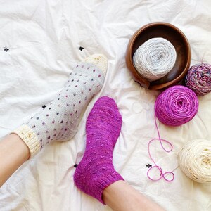 Pop Radio Socks Basic Texture Sock Knitting Pattern Easy Sock Knitting ...