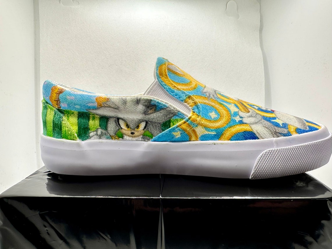 Custom Sonic the Hedgehog Shoes - Etsy