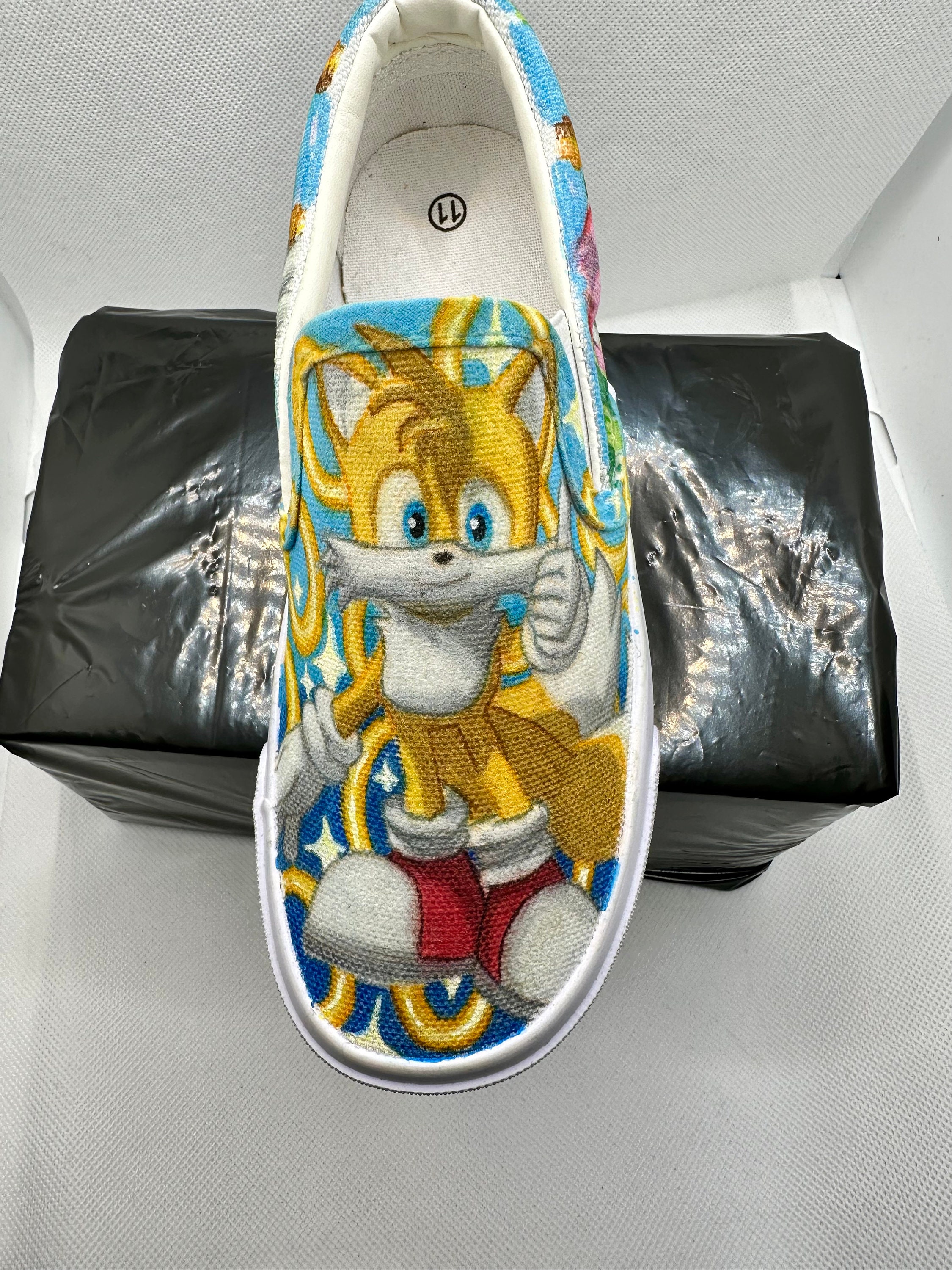 Custom Sonic the Hedgehog Shoes - Etsy