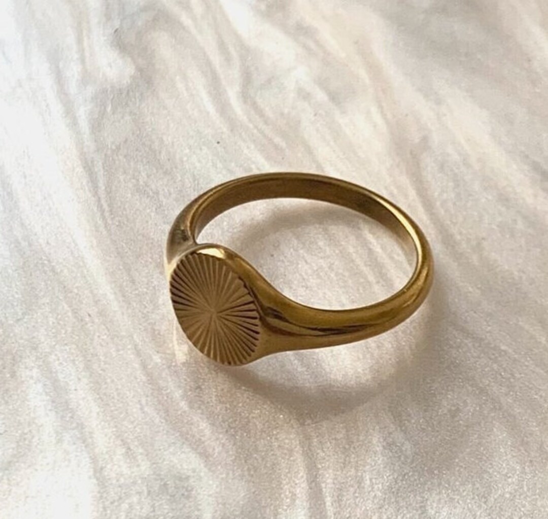 Sunbeam Signet Ring Starburst Ring, Celestial Jewelry, Sun Ring ...