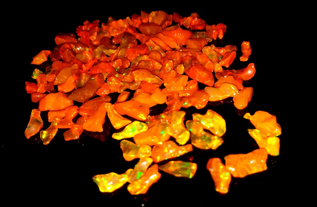 Natural Red Ethiopian Opal Polish Rough Stones, Small Grade Opal ...