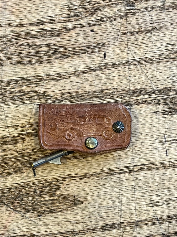 Vintage leather key - Gem
