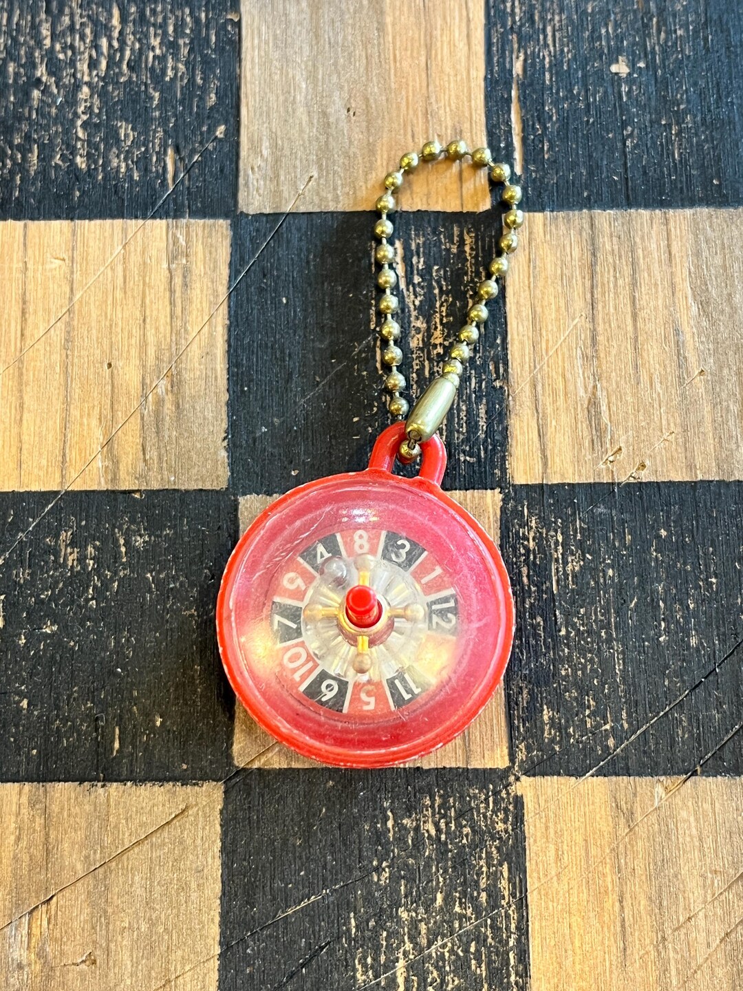 Vintage Roulette Keychain by Crisloid - Etsy