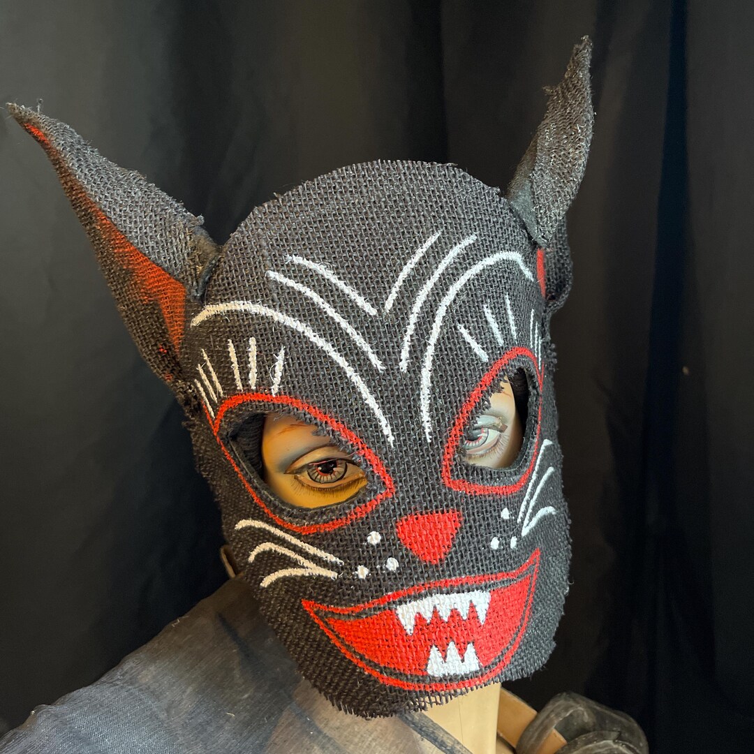 Vintage '70s Style Cat Mask - Halloween Costumes for Masquerades ...