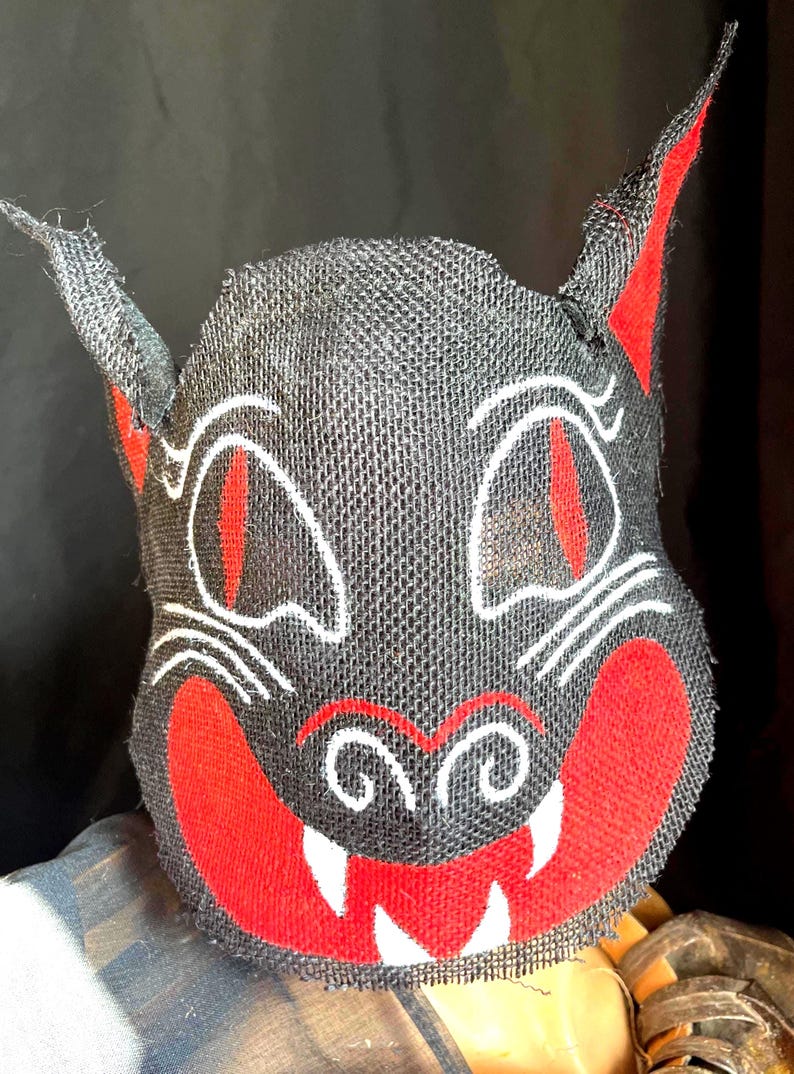 Black Cat Mask: Vintage '70s Style Bakeneko Halloween Costume ...