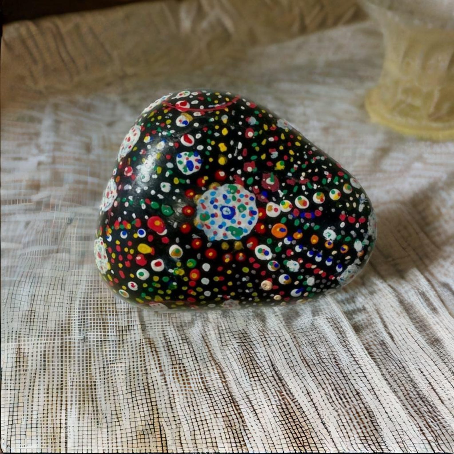 Dot Painted Design Pebble Stone/indigenous Art Design/aboriginal Style ...