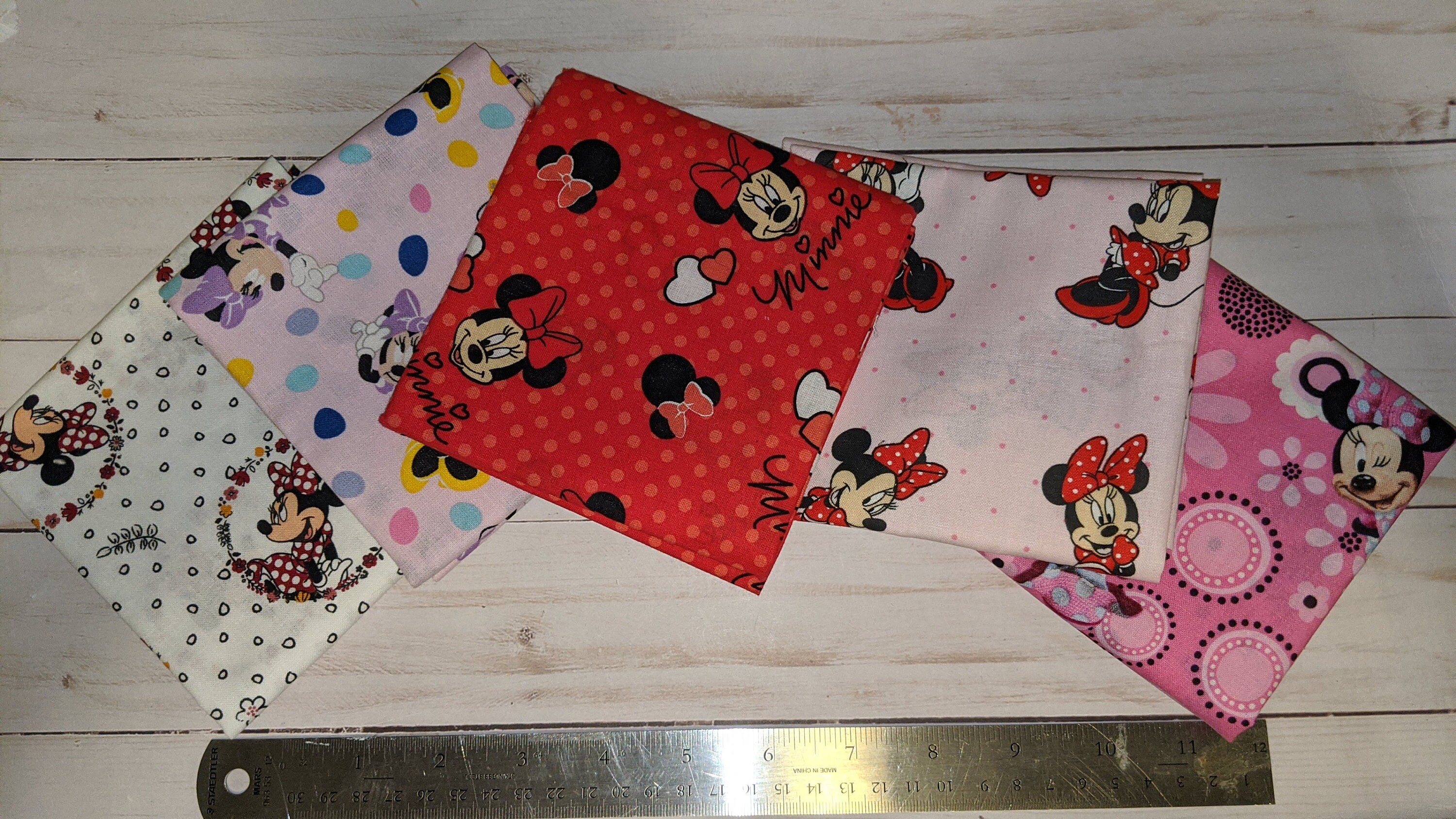 Disney Minnie Mouse Fat Quarter Bundle Minnie Cotton Fabric - Etsy