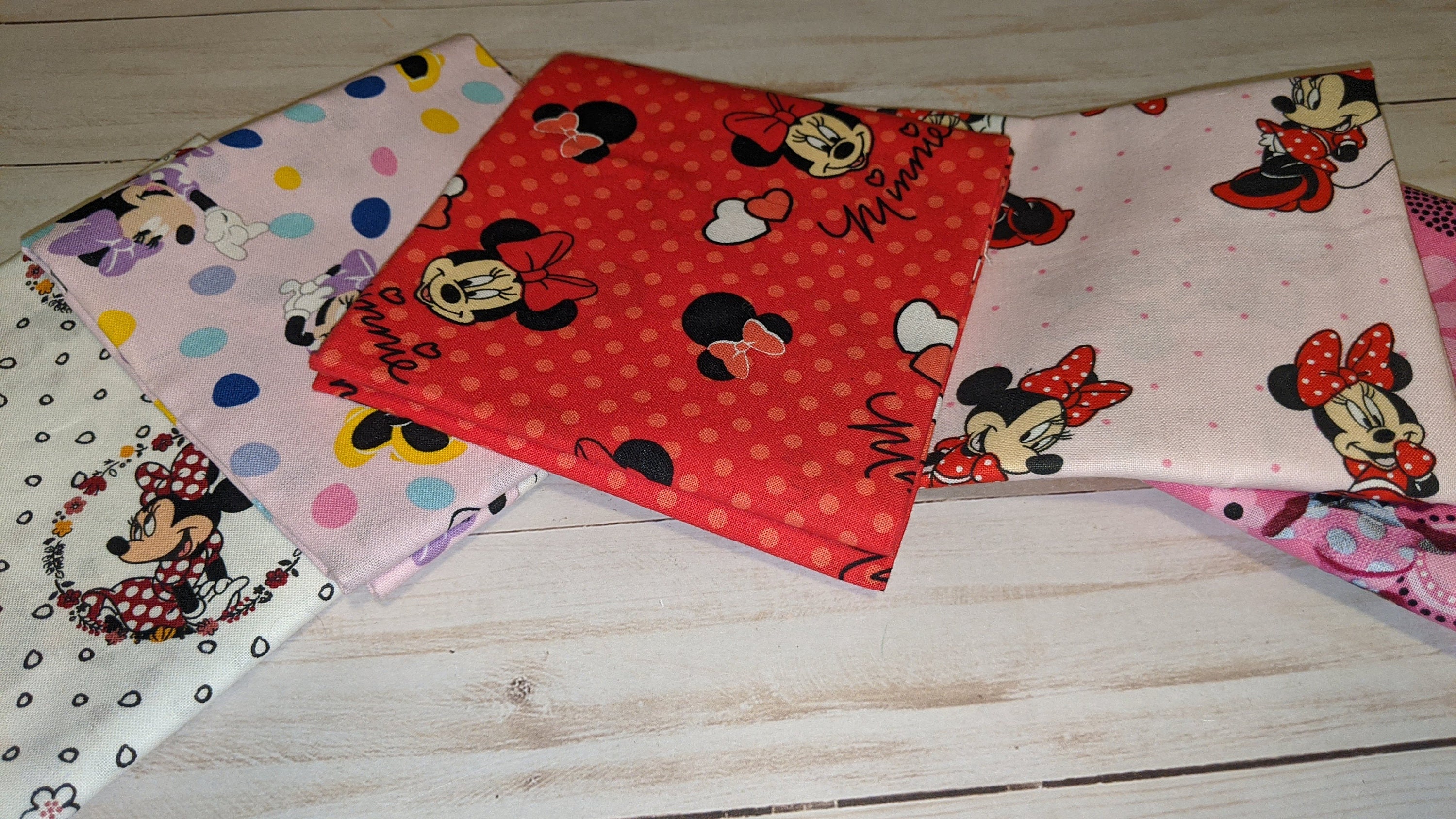 Disney Minnie Mouse Fat Quarter Bundle Minnie Cotton Fabric - Etsy