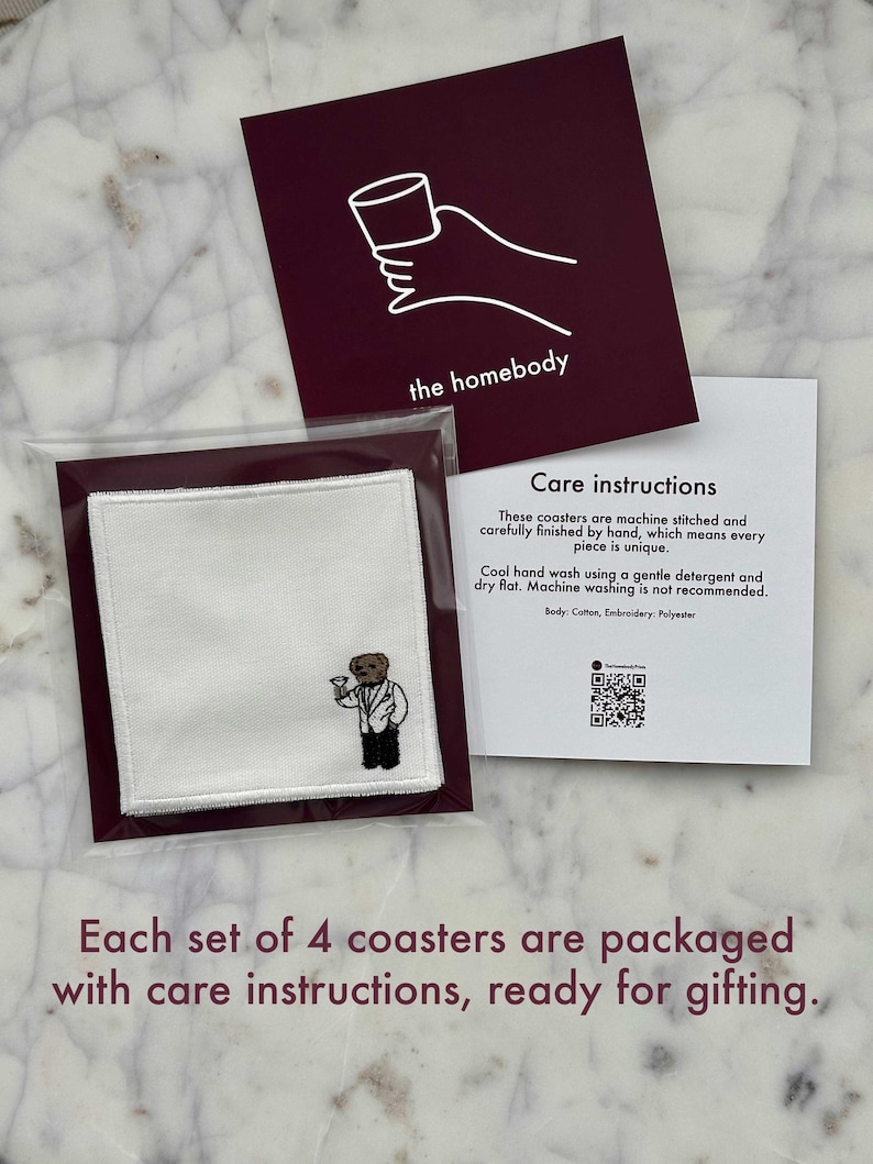 Smoking Bear Martini gestickte Cocktail-Untersetzer-Servietten, Untersetzer im Anthropologie ...