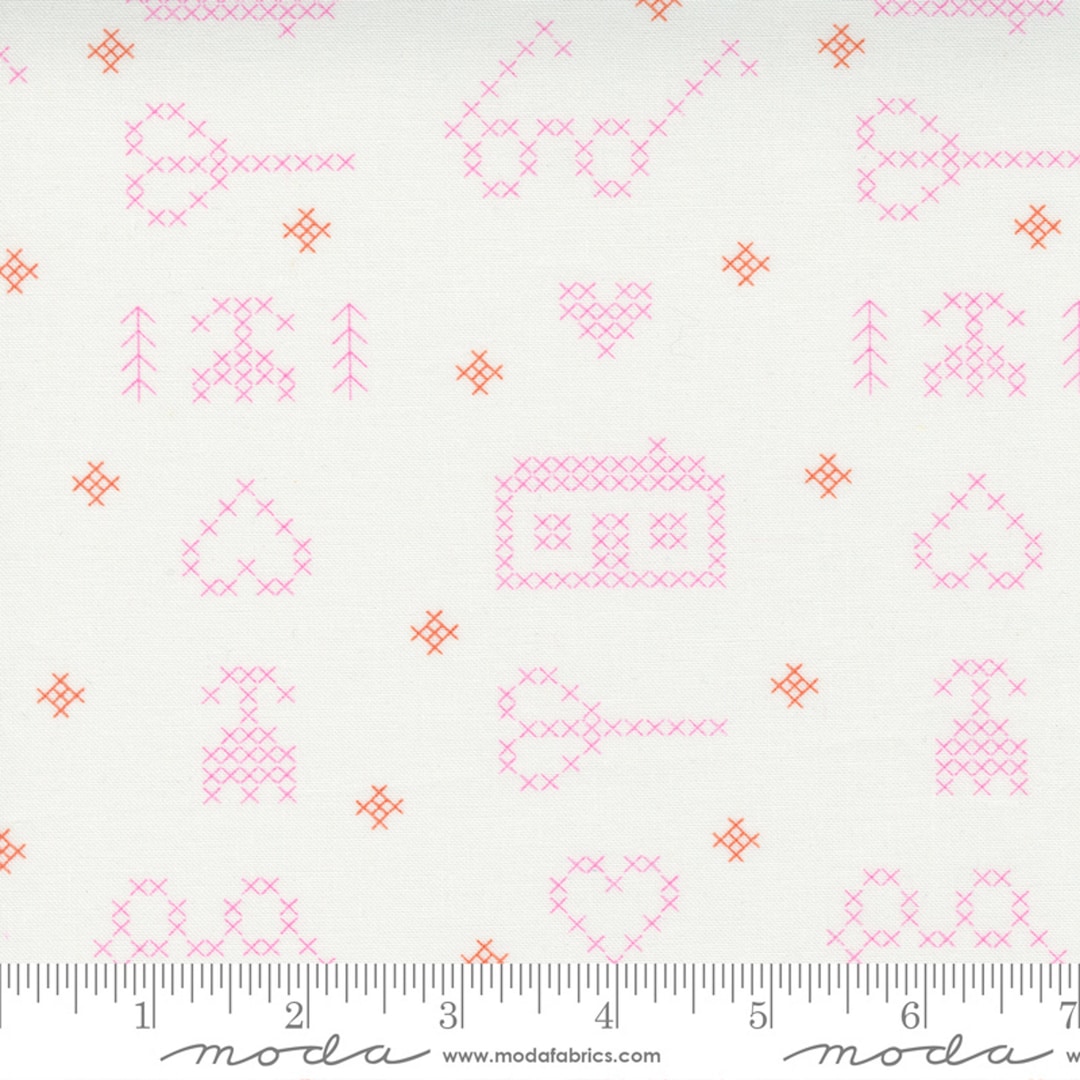 MAKE TIME - Scissors on off White Color Quilting Cotton Fabric - by ...