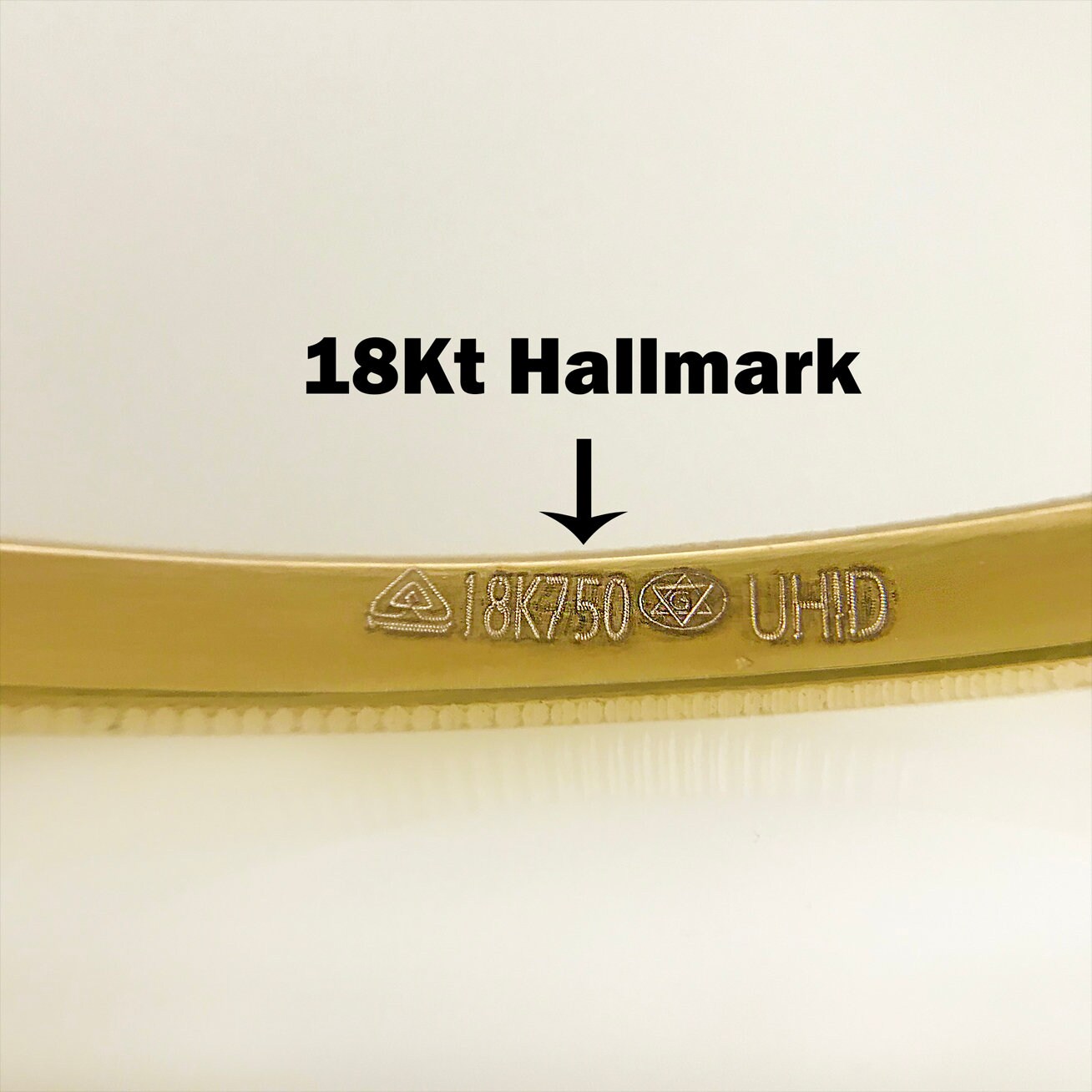 14 Kt, 18 Kt, 22 Kt Real Yellow Gold Solid Bangle Bracelet, Hallmark ...