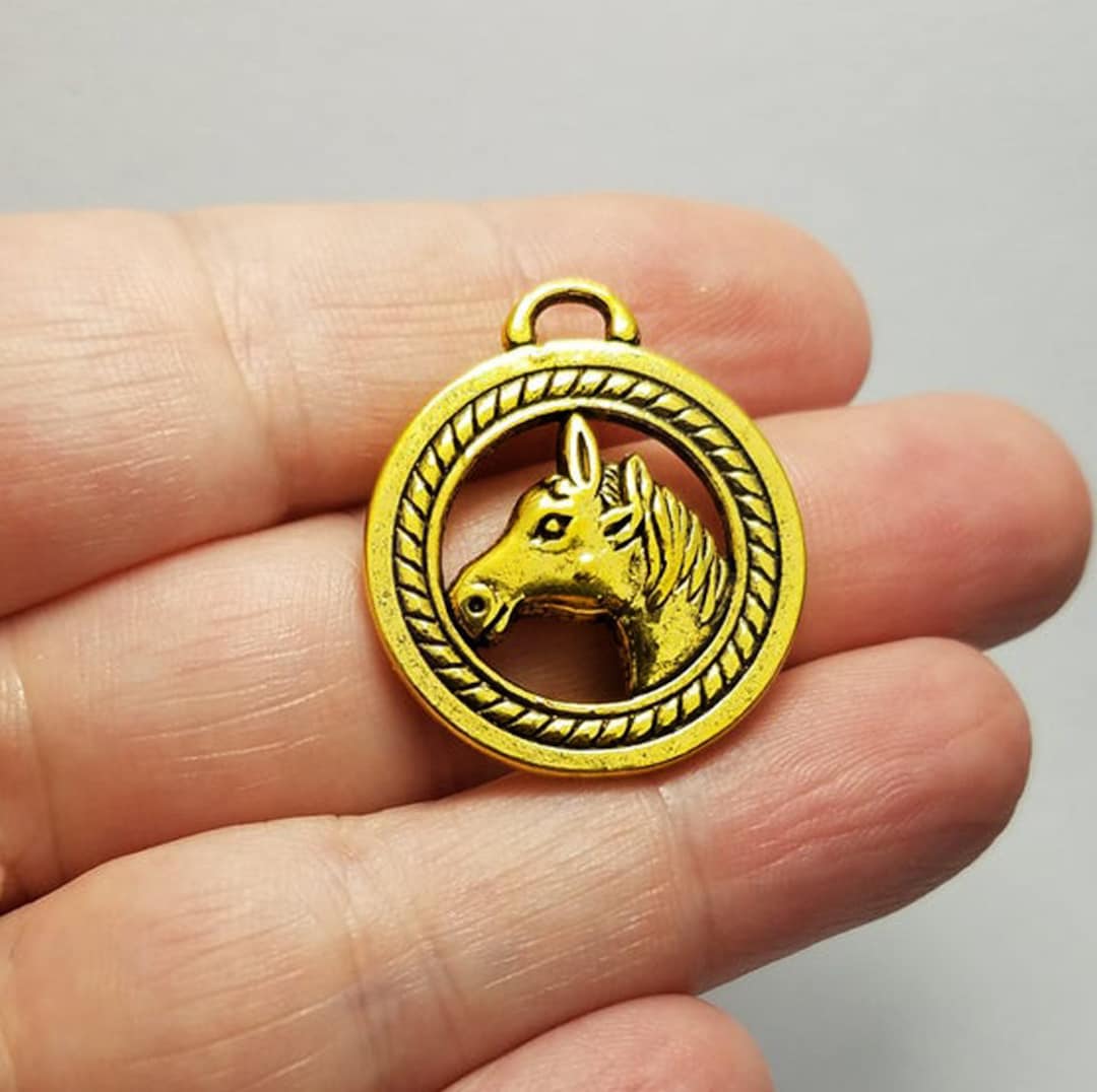 14 Kt 18 Kt 22kt Yellow Gold Antiqued Horsehead Medallion - Etsy