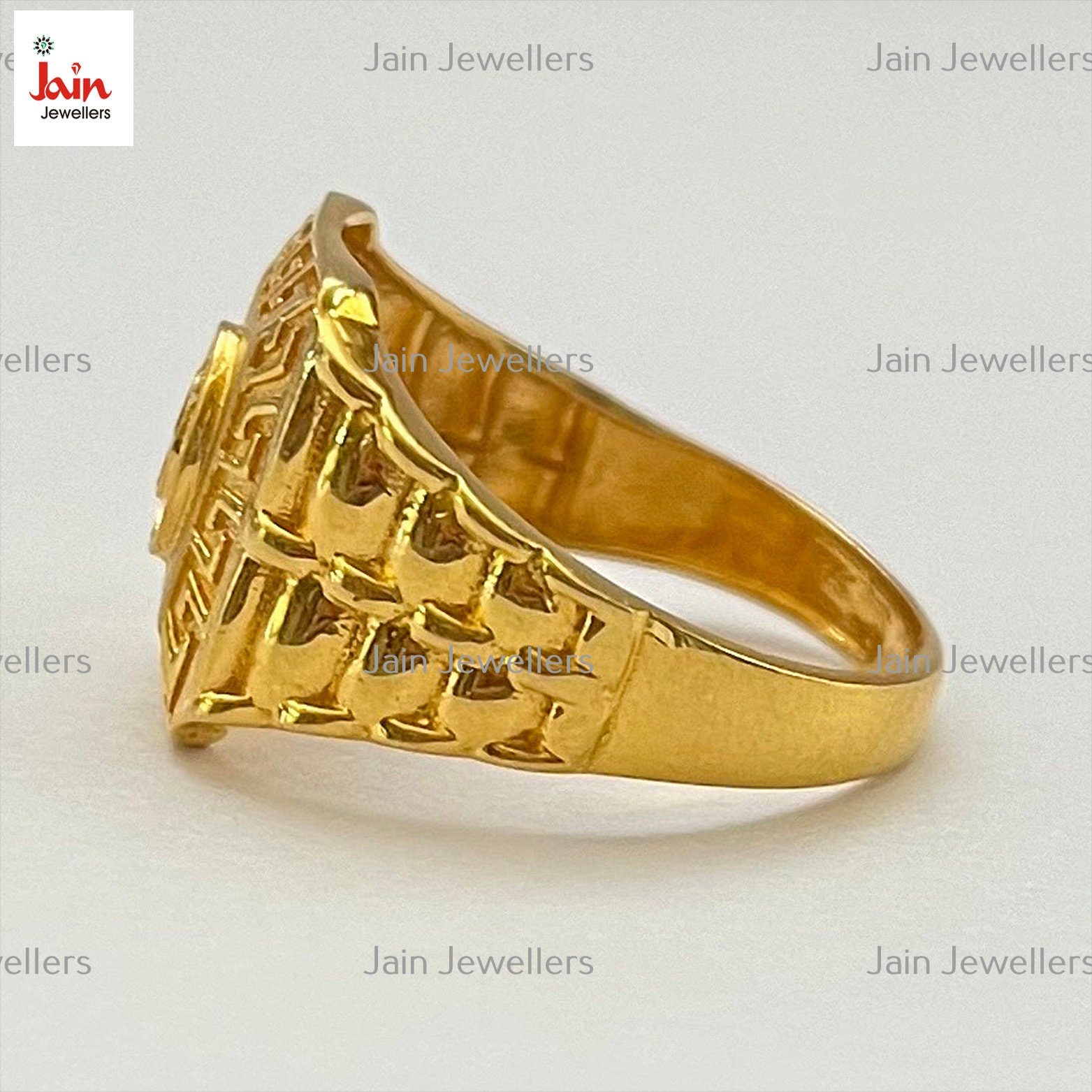 18 Kt, 22 Kt Hallmark Real Solid Yellow Gold BMW Signet Handmade Men's ...