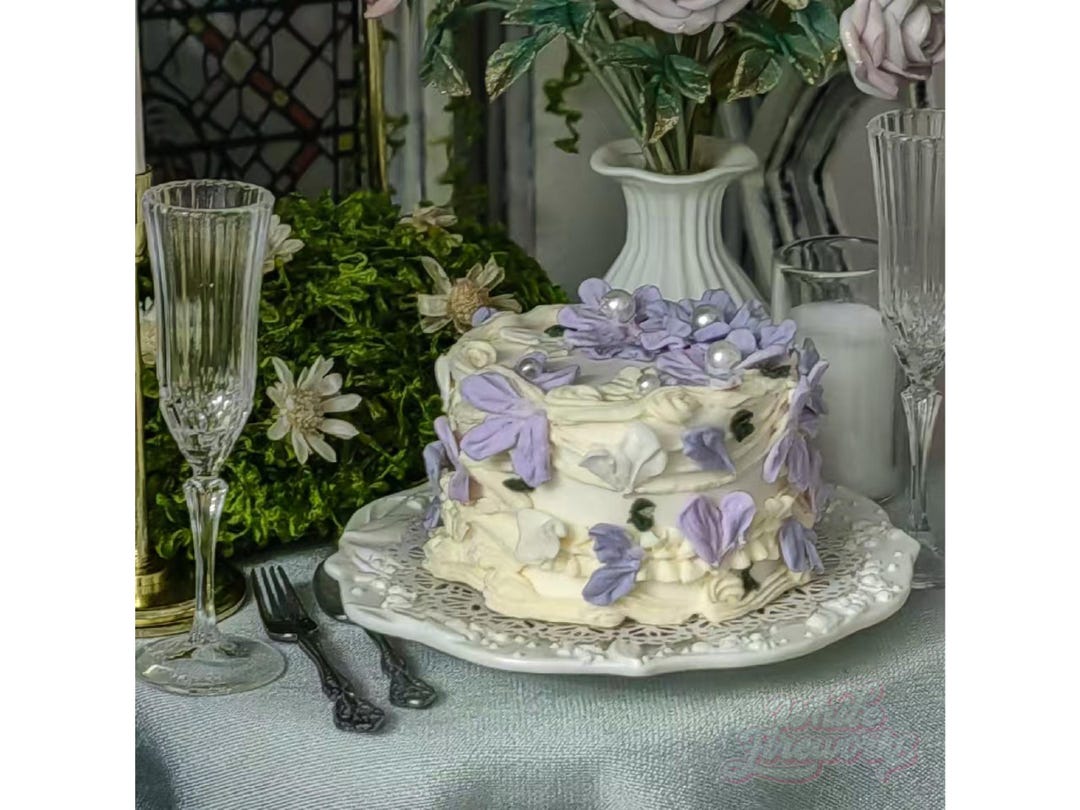 Miniature Scraper Floral Cake, Handmade Dollhouse Cake, Realistic ...