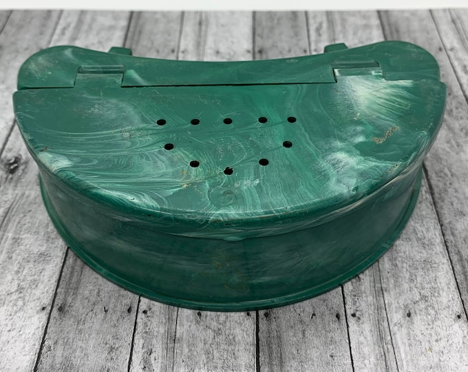 Vintage Fishing Bait Box Bakelite Green Swirl Marbleized Plastic Bait ...