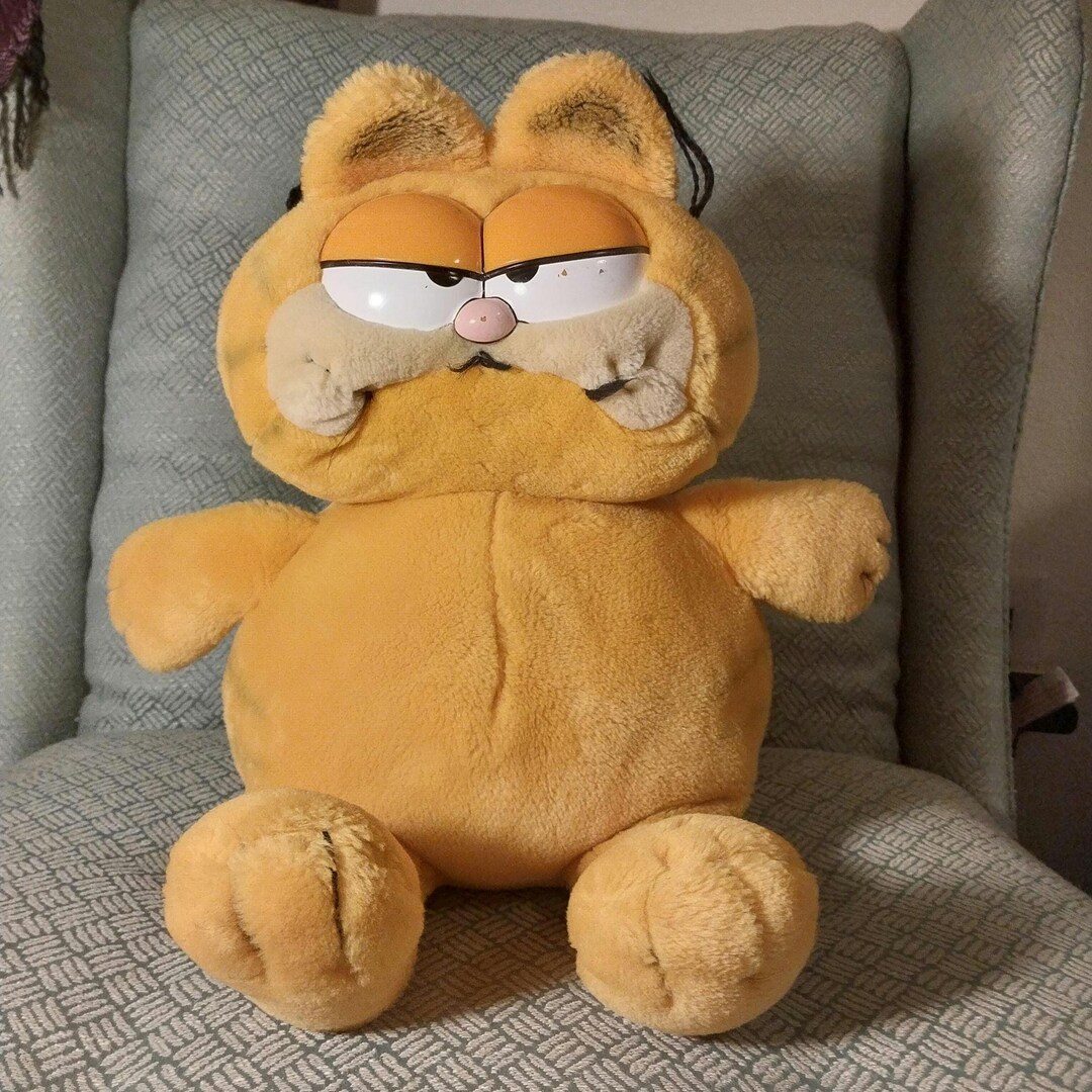 LARGE Huge Garfield Plush Vintage Dakin Toy Weird Unique 16 Rare ...
