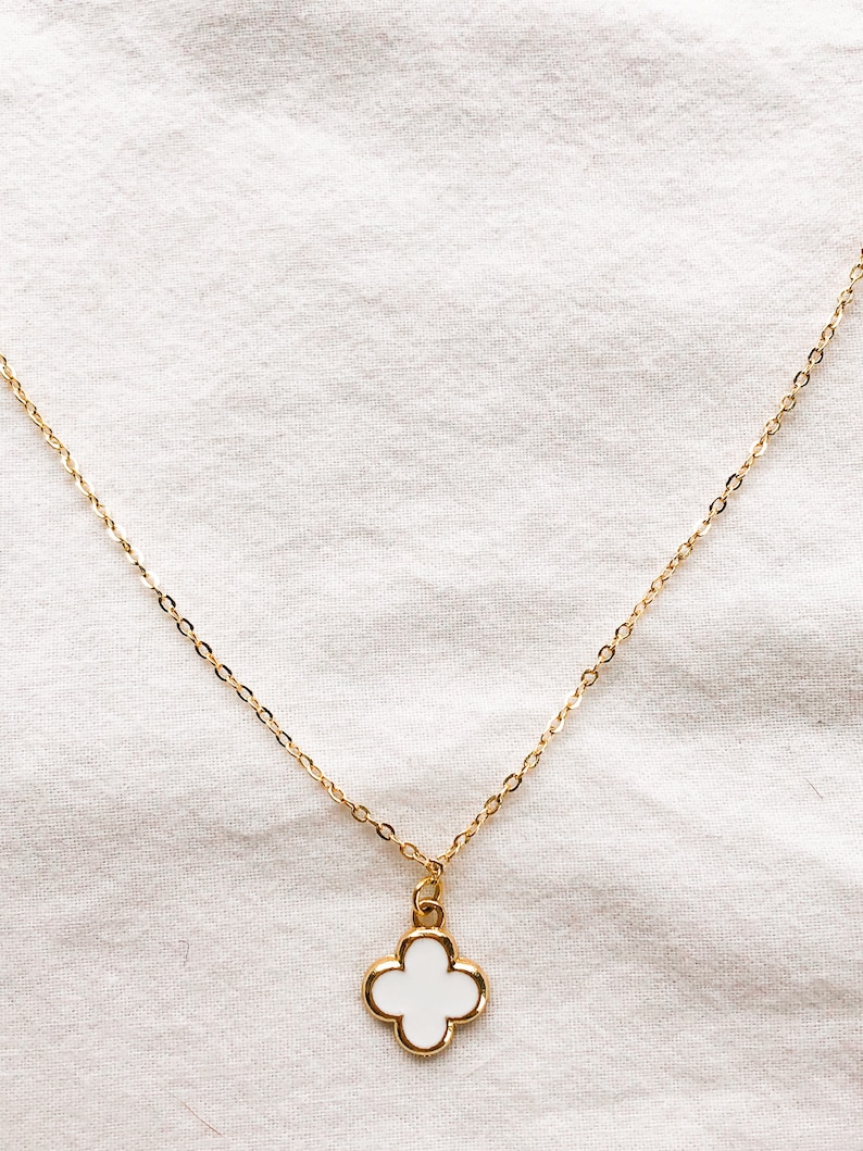 Preppy Clover Necklace - Etsy