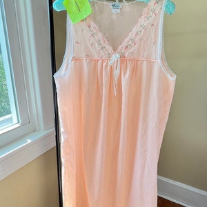 50s to 90s Nightgowns Sz Med Large 1X Vintage Assortment of Nighties ...