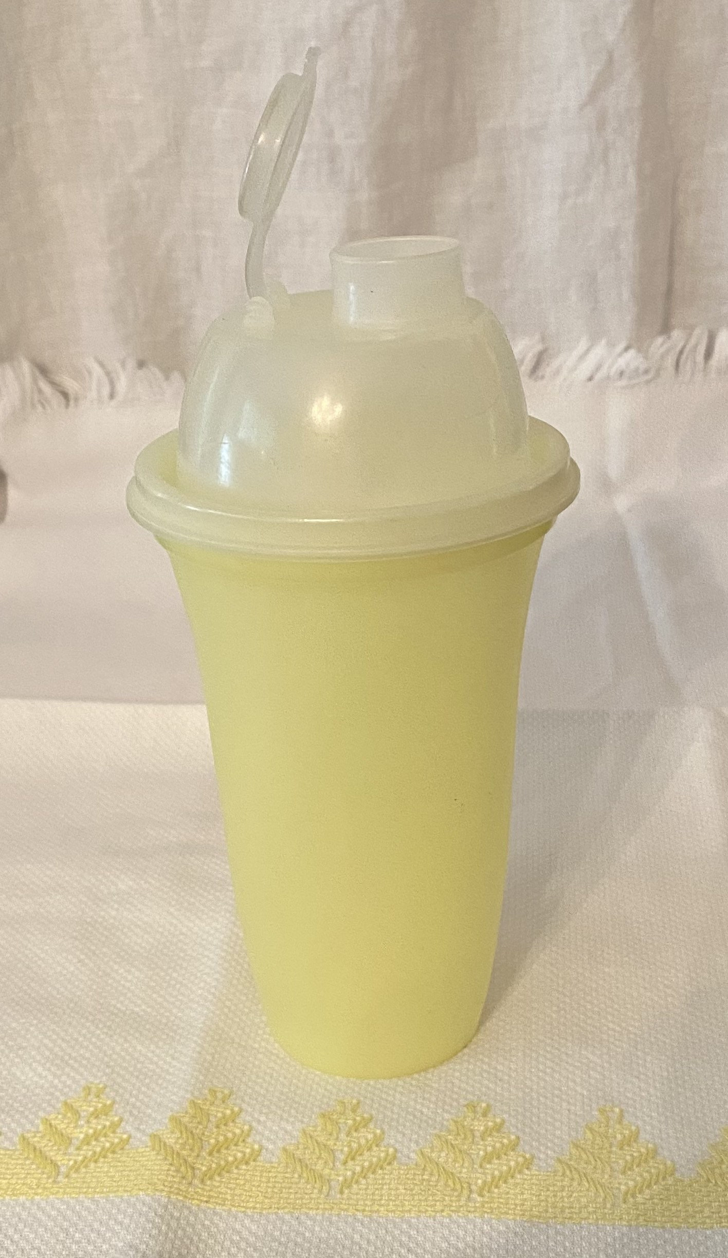 Tupperware Yellow Quick Shake Beverage Mixer 844 with Sheer | Etsy