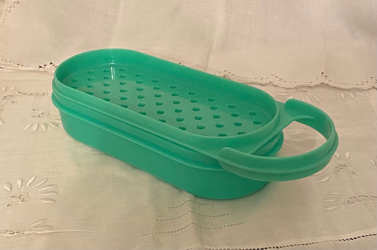 Tupperware Jadeite Cheese Grater # 1374, 1375, 2 Piece Vintage Set - Etsy