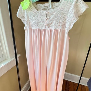 50s to 90s Nightgowns Sz Med Large 1X Vintage Assortment of Nighties ...
