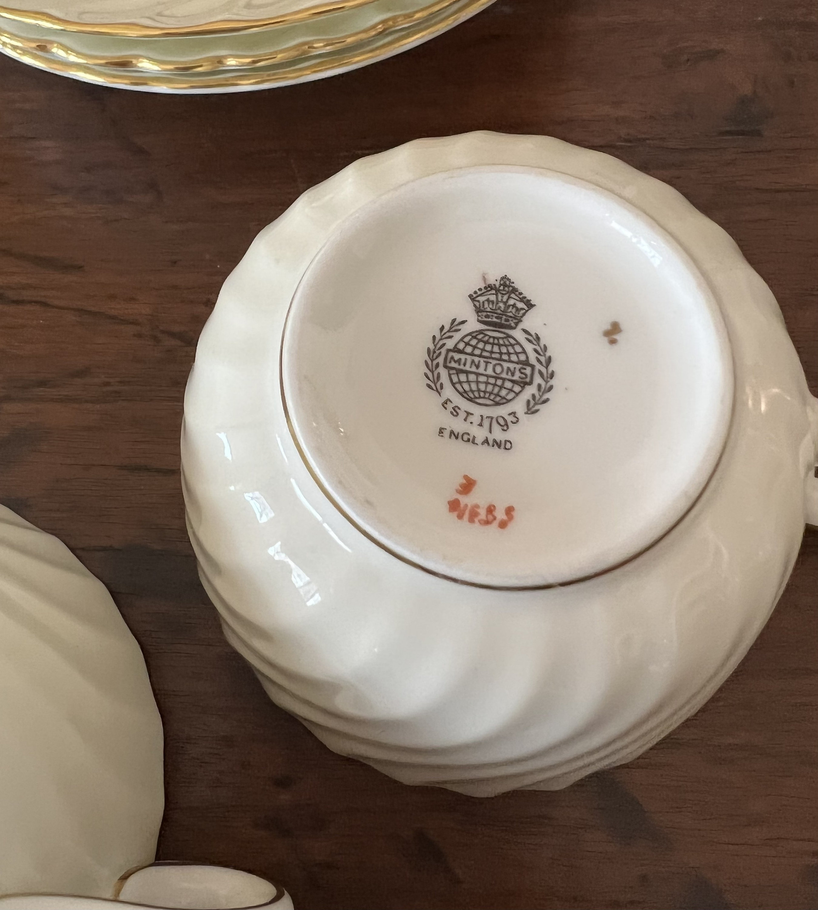 Minton Cheviot Gold Bone China Tea Cup & Saucer Sets • Swirl Design- 3 ...