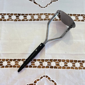Vintage Stanley Stainless Steel Kitchen Utensil: 50s Bakelite Handle ...