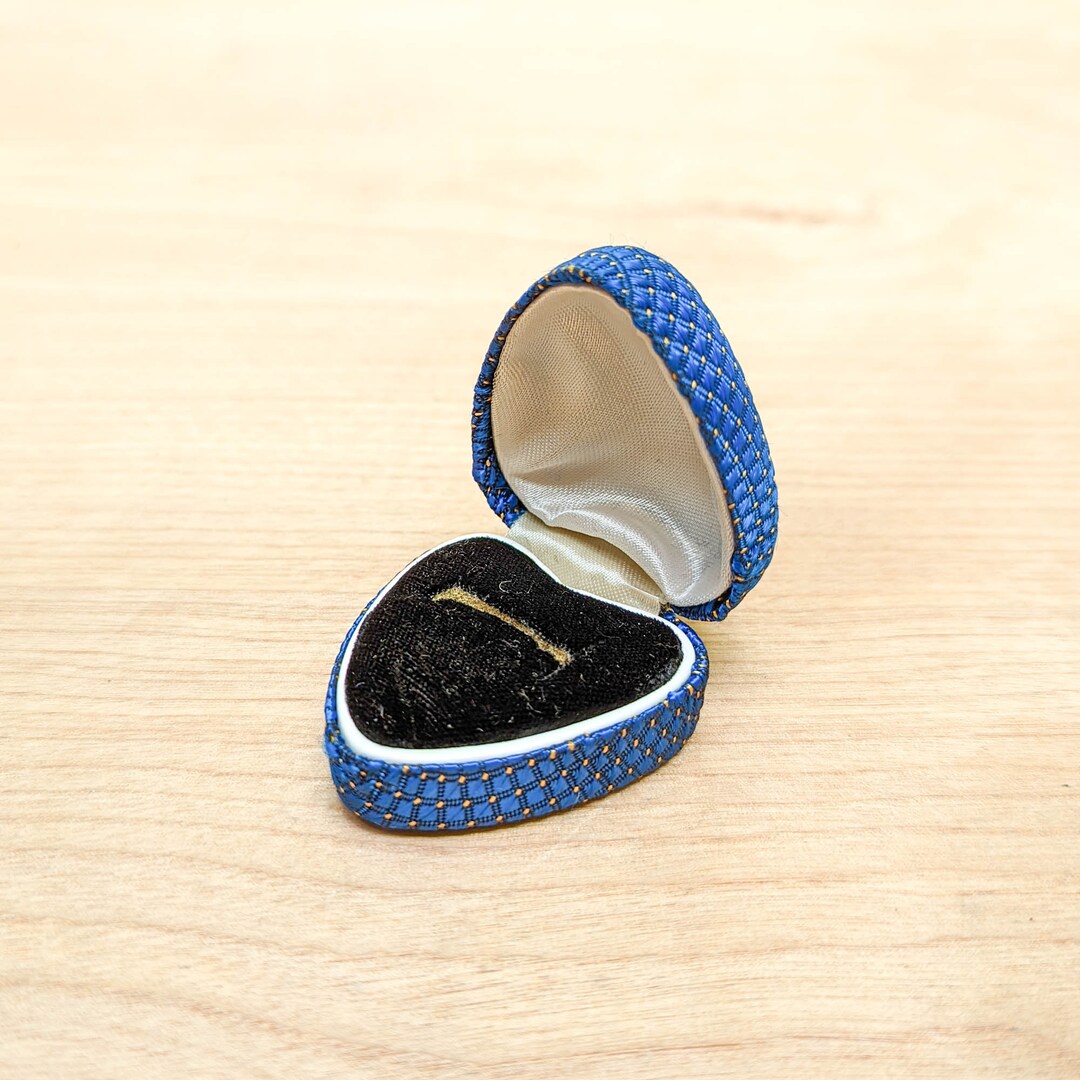 Vintage Ring Box, Blue Heart Shape Presentation Case for Engagement or ...