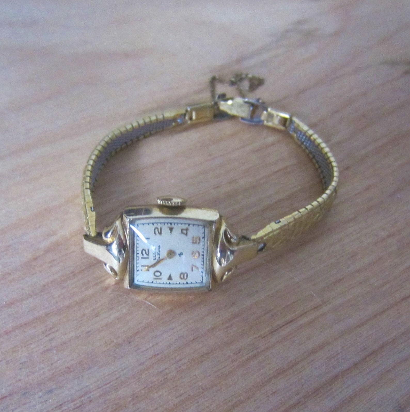 Vintage Ladies Elgin Deluxe Watch Gold Elgin Ladies Watch in - Etsy