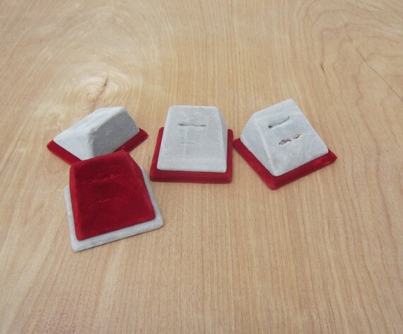 Vintage Ring Displays, 1940s Red & Grey Shop Stand Je… - Gem