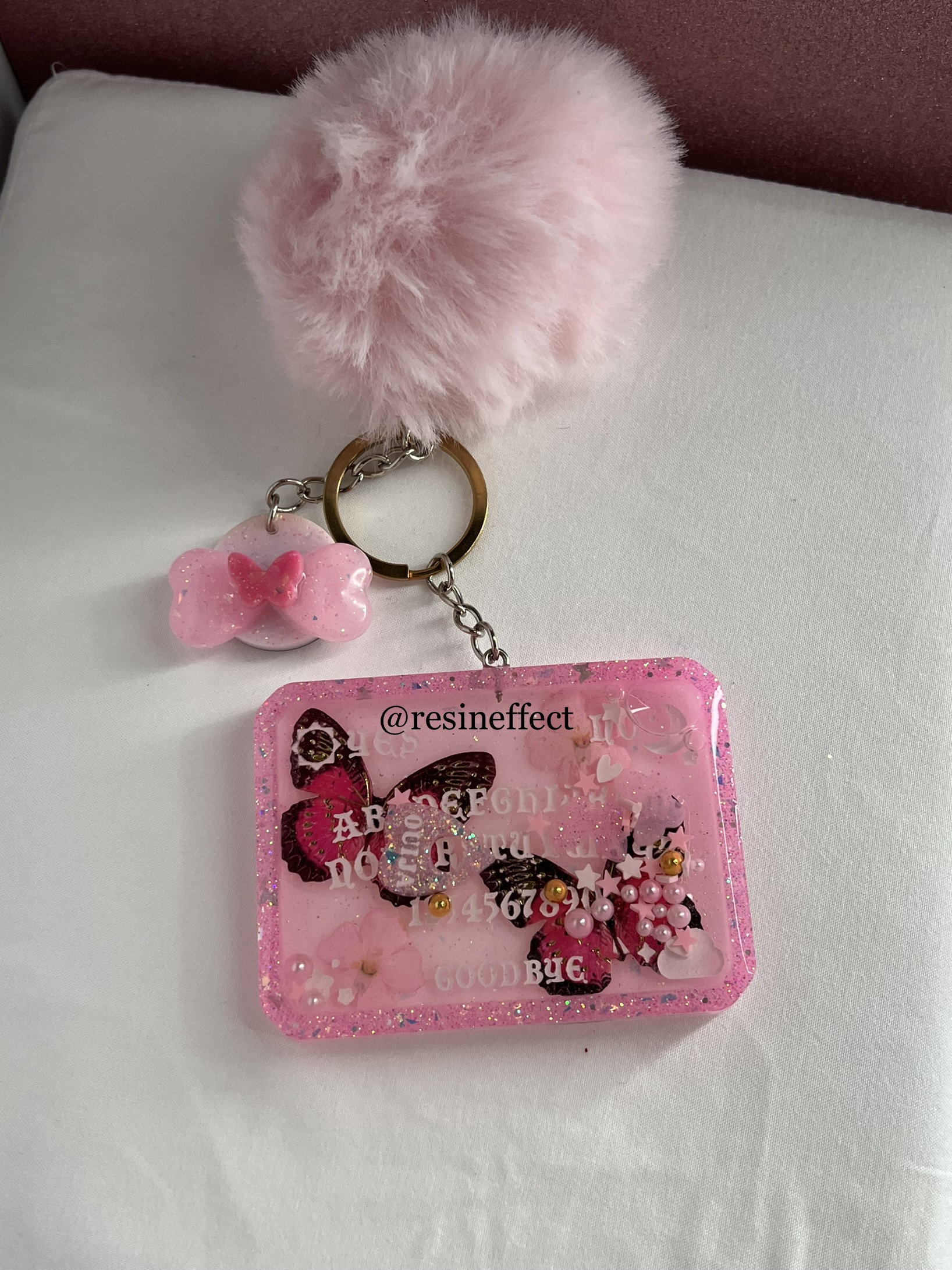 Ouija Spirit Board Shaker Keychain - Etsy