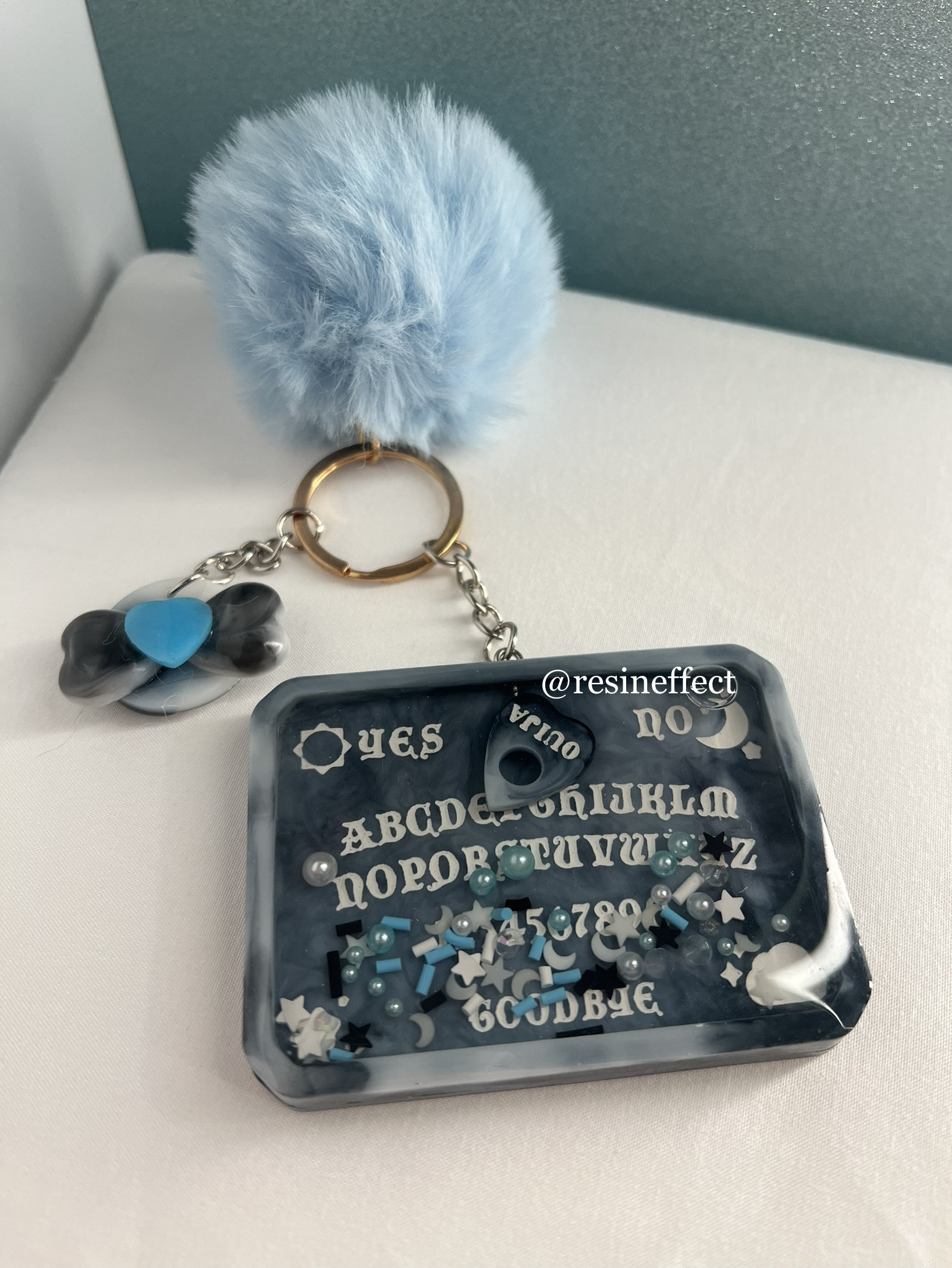 Ouija Spirit Board Shaker Keychain - Etsy
