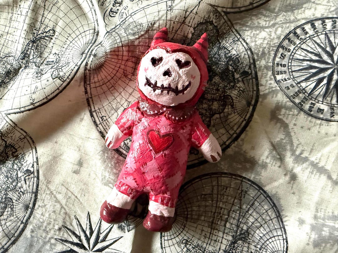 Clay Heart Jester Skull Figure - Etsy