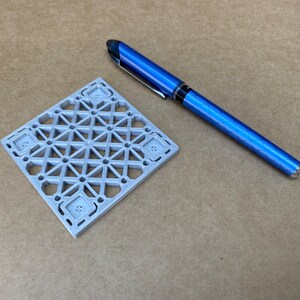 Aliens: Sulaco Floor Tile Diorama or Figure Display Stand (unpainted ...