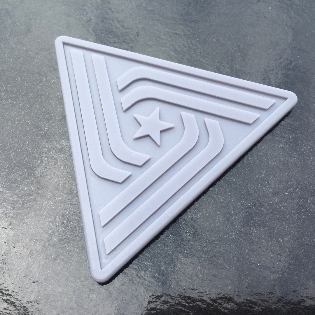 Alien: US Triangle Logo / Fridge Magnet (unpainted) - Etsy