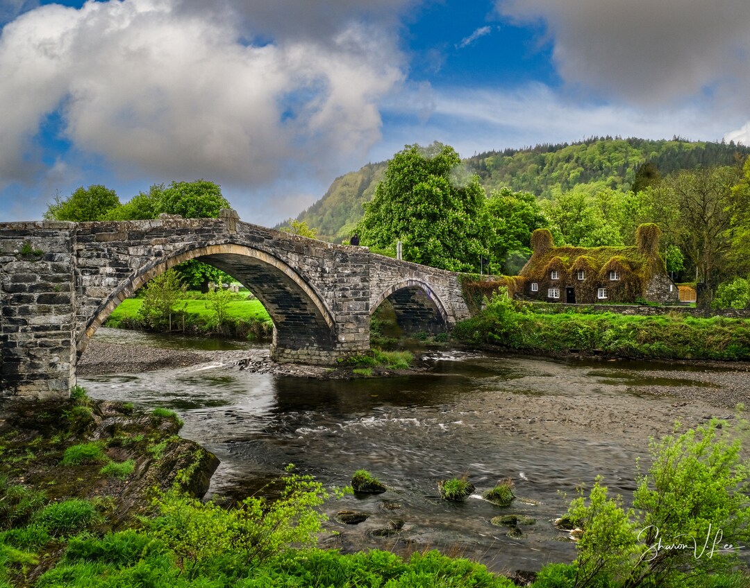 Inigo Jones Bridge and the Mossy Cottage - Etsy