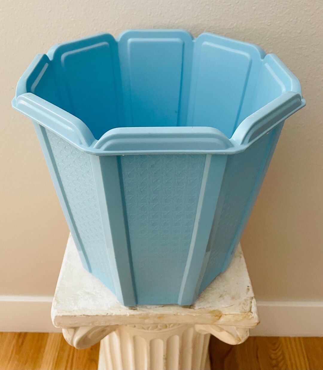Vintage Blue Trash Can / Vintage Fluted Rubbermaid Garbage Can ...