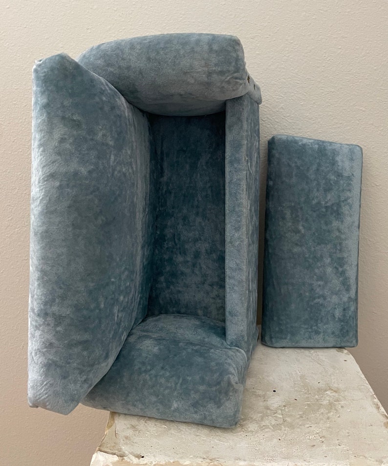 Rare Vintage Blue Velvet Hideaway Couch / Mid Century Modern - Etsy