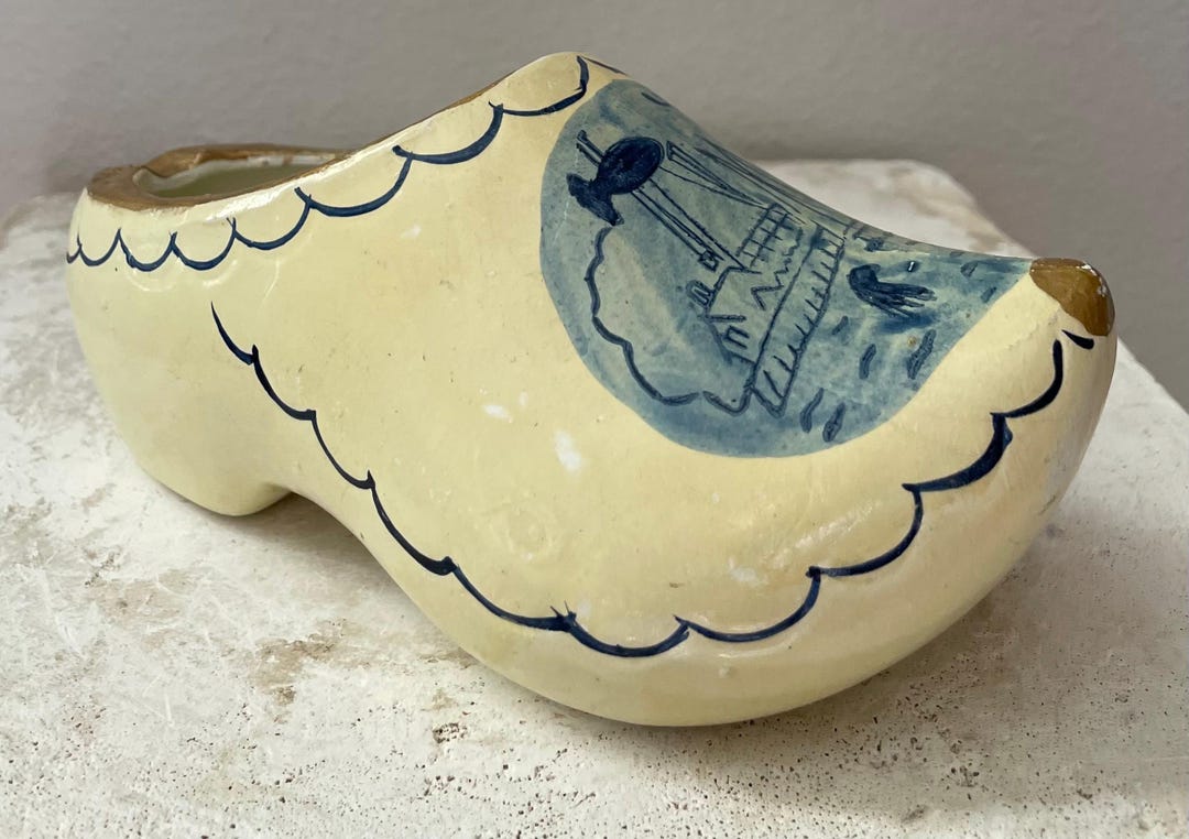 Vintage Delft Dutch Shoe: Hand-painted Ceramic Clog Ashtray - Etsy