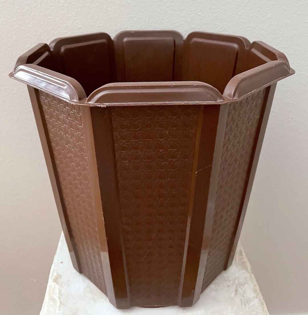 Vintage Brown Rubbermaid Trash Can / Retro Faux Basket Weave Garbage ...