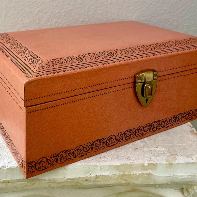 Trinket Mele Box - Etsy
