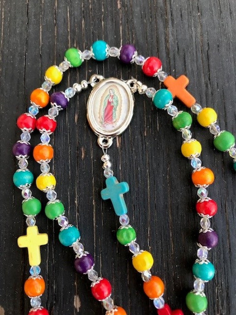 De Colores Wood Rosary custom | Etsy