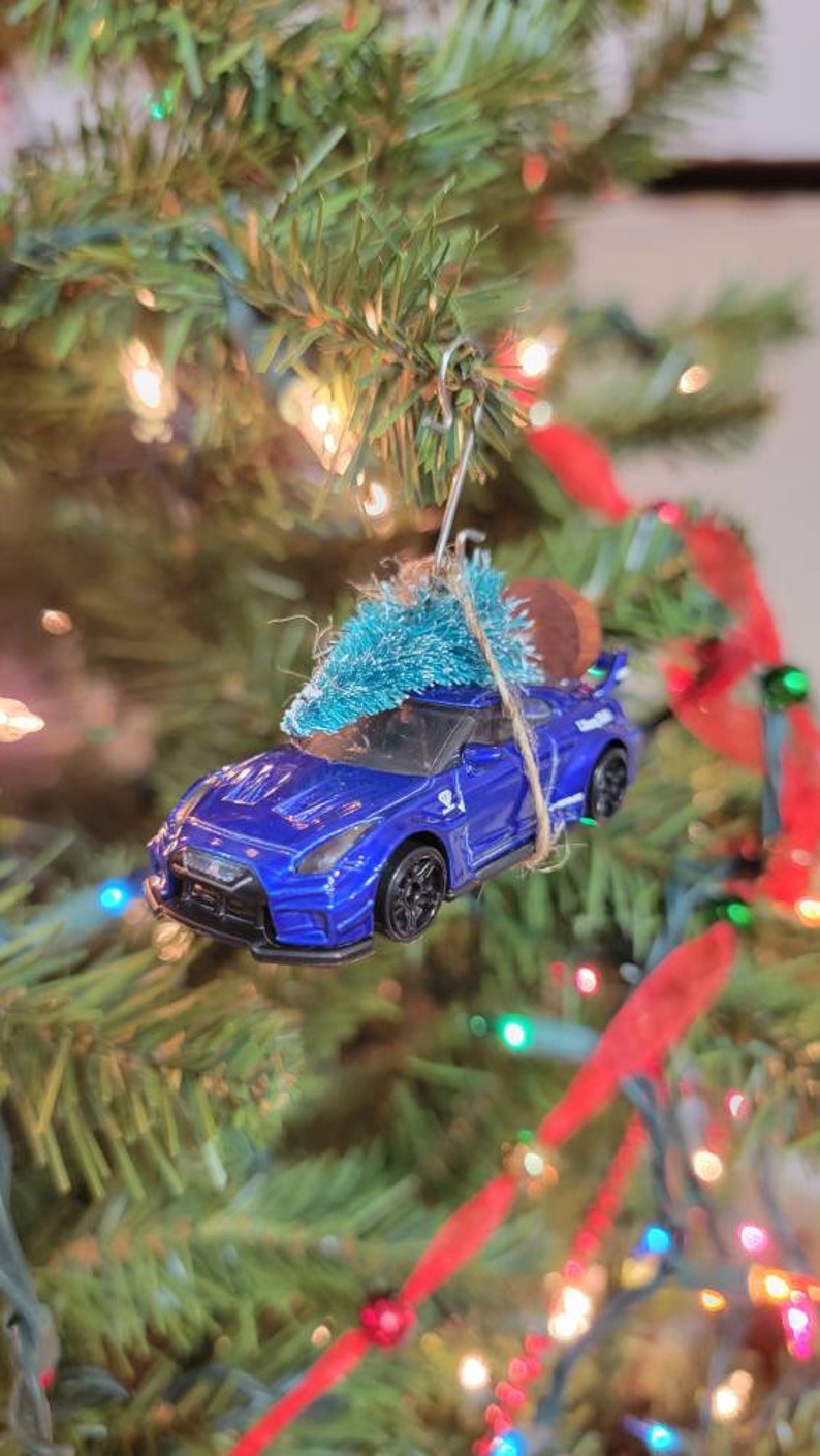 Nissan R35 GT Liberty Walk Wide Body Carrying Christmas Tree - Etsy