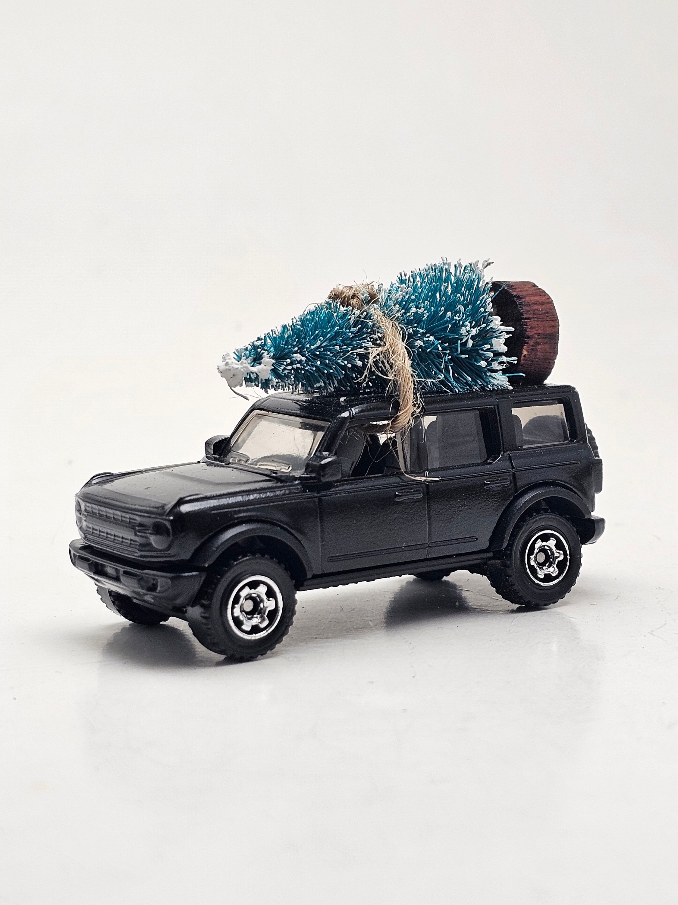 VHTF RARE 2021 Ford Bronco 4 Door Carrying Christmas Tree Car Ornament ...